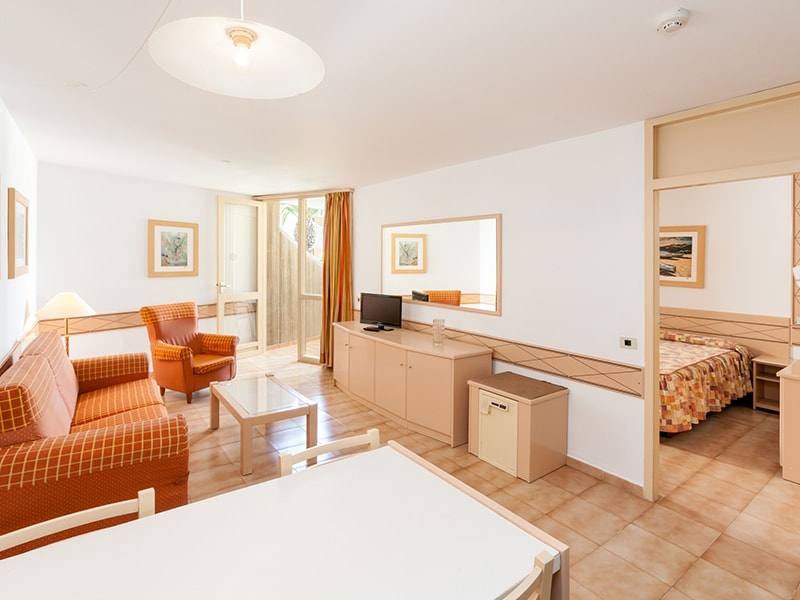 Тур на отдых в отеле Alborada Beach Club 3* в Коста-дель-Силенсио ...